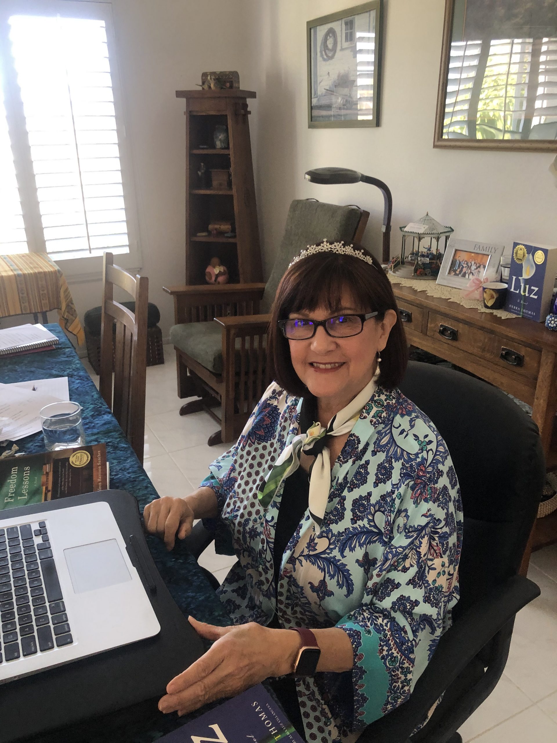 Happy Anniversary to LUZ! - Debra Thomas, Author